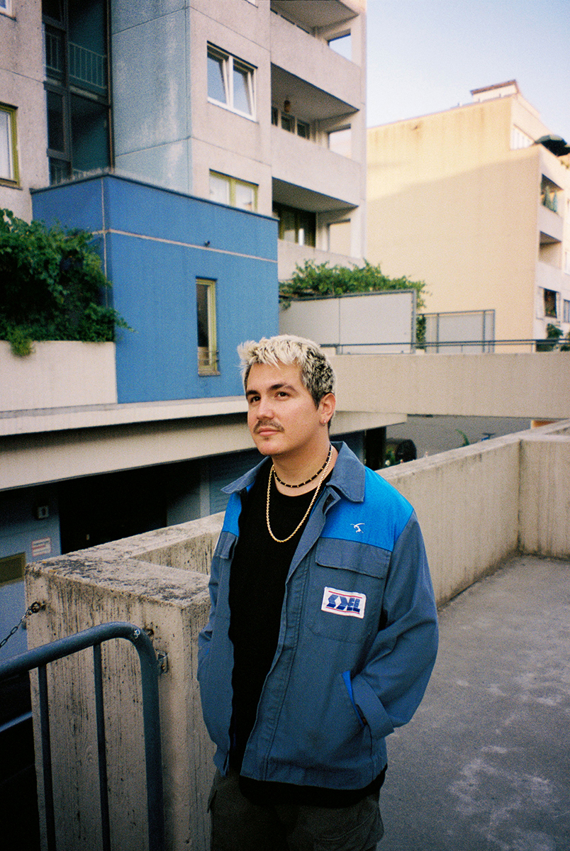 Nick León - Le Guess Who?