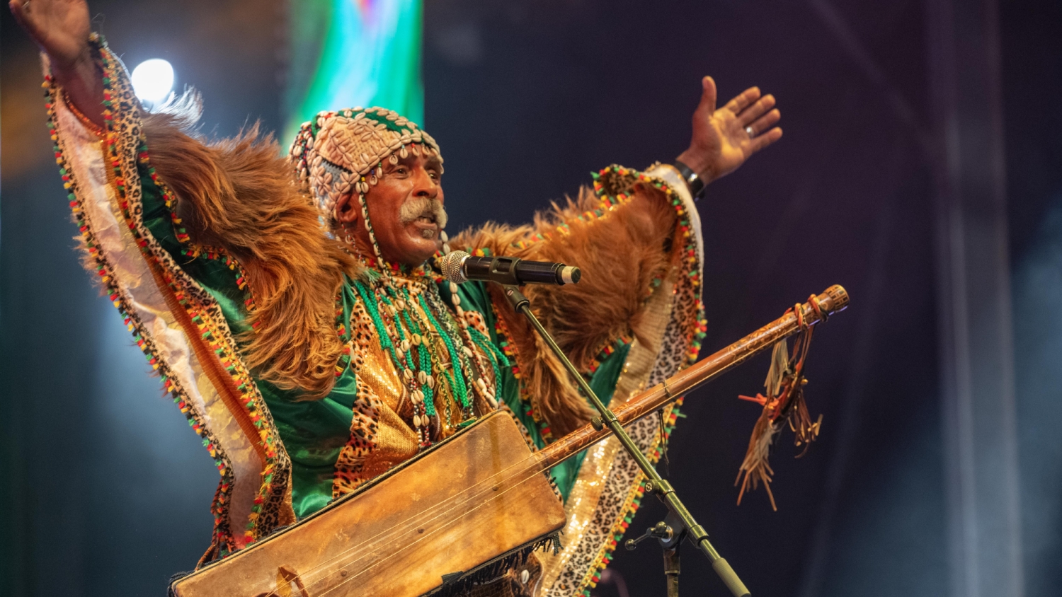 Omar Hayat - Le Guess Who?