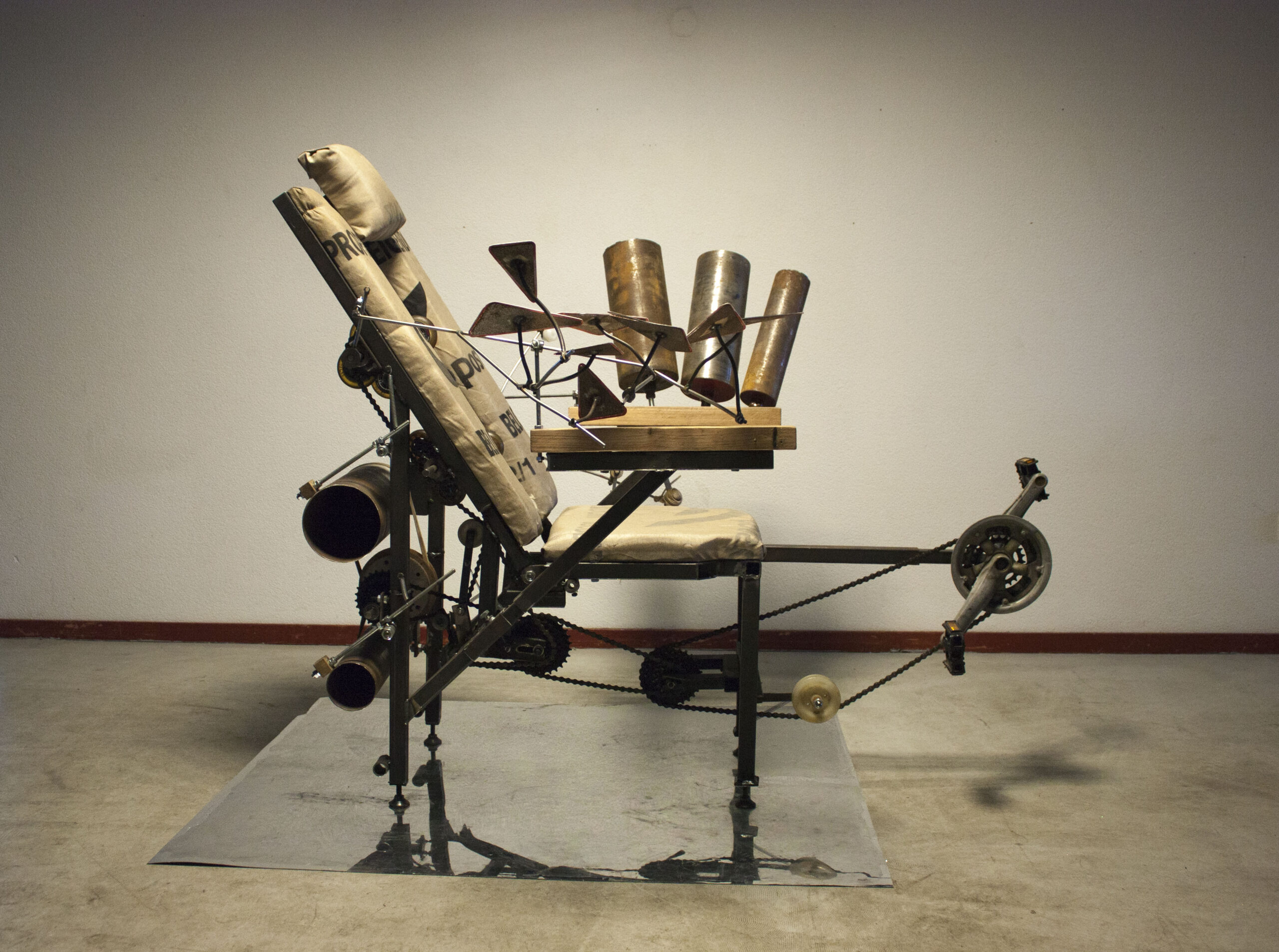 Mechanical Massage Chair by Edwin Schulte - Le Guess Who?